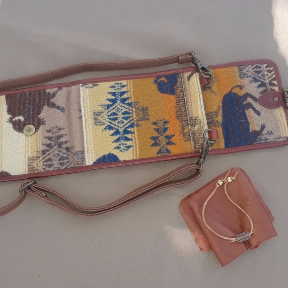 Pendleton | Bags | Pendleton Crossbody | Poshmark